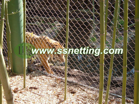 Wire cable woven mesh for large wildlife park fence, safari park fence ...